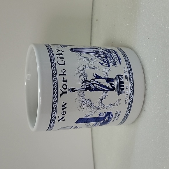 City Merchandise | Dining | Rare Vintage Nyc World Trade Center Mug ...